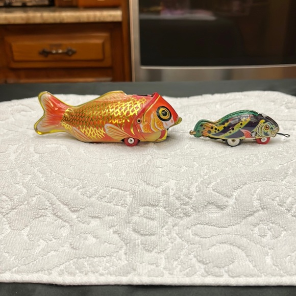 Other | Old Vintage 196s Tin Fish Toy Whale Eating Fish Tin Toy Made In ...